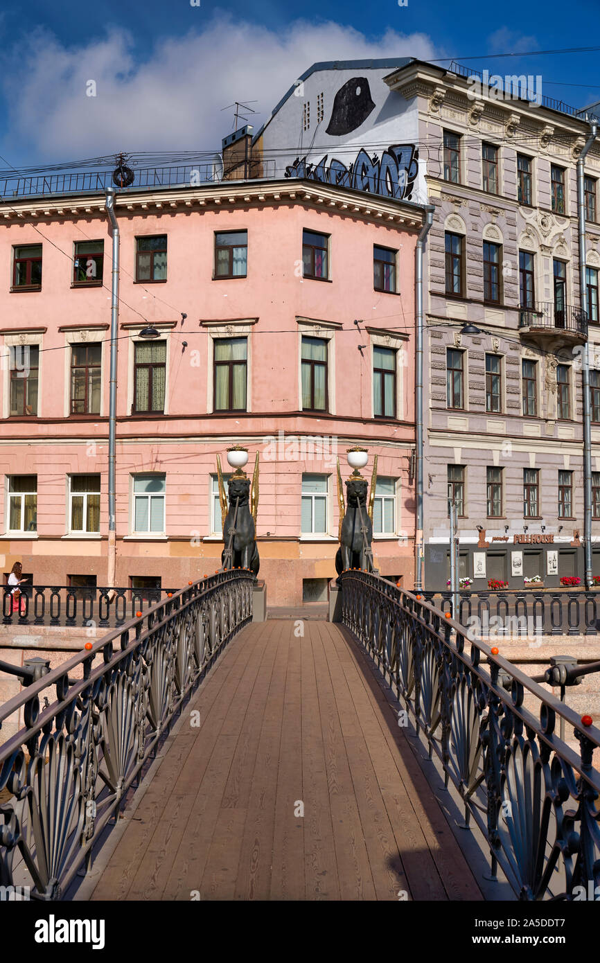 Bank bridge st petersburg hi-res stock photography and images - Alamy