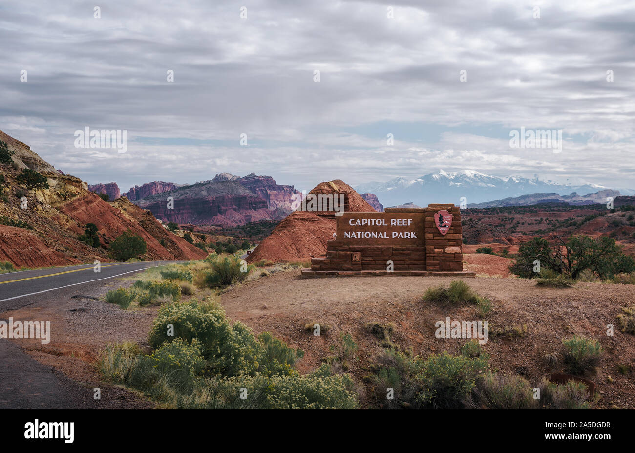 Entrance sign of Capitol Reef National park, Utah Stock Photo - Alamy