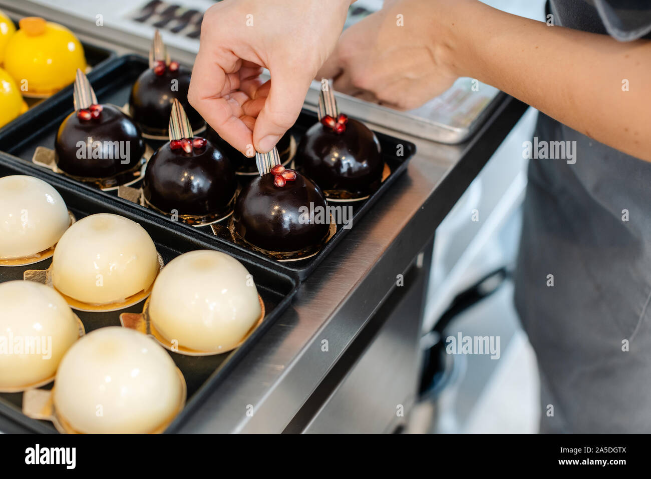 Master patissier hi-res stock photography and images - Alamy