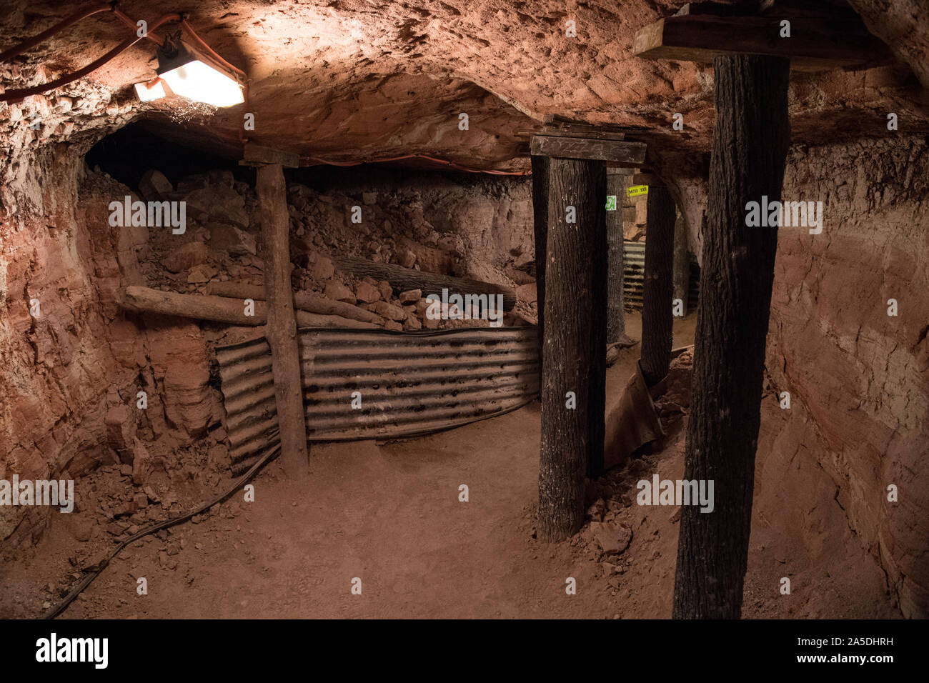 Opal mine lightning ridge hi-res stock photography and images - Alamy