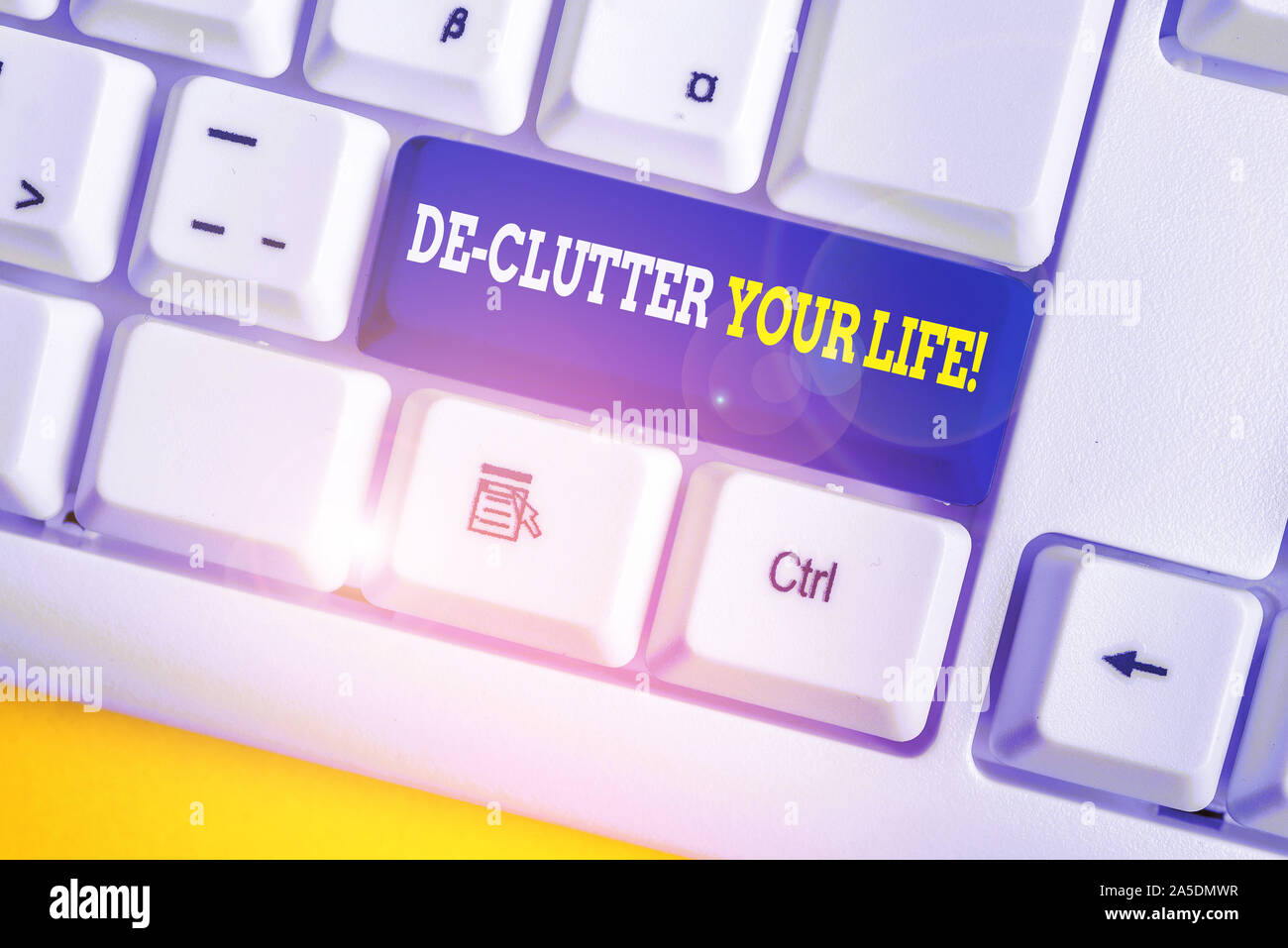 Clutter junk pc hi-res stock photography and images - Alamy