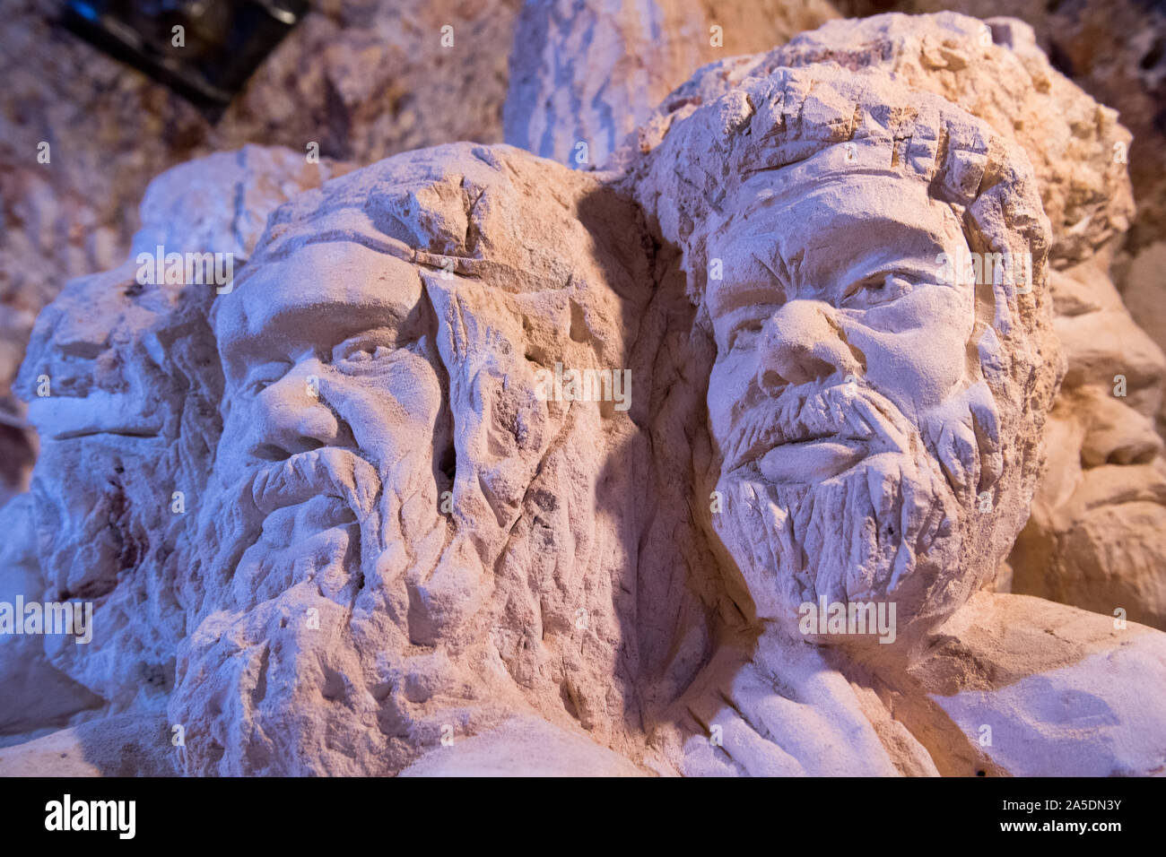 Opal mine lightning ridge hi-res stock photography and images - Alamy