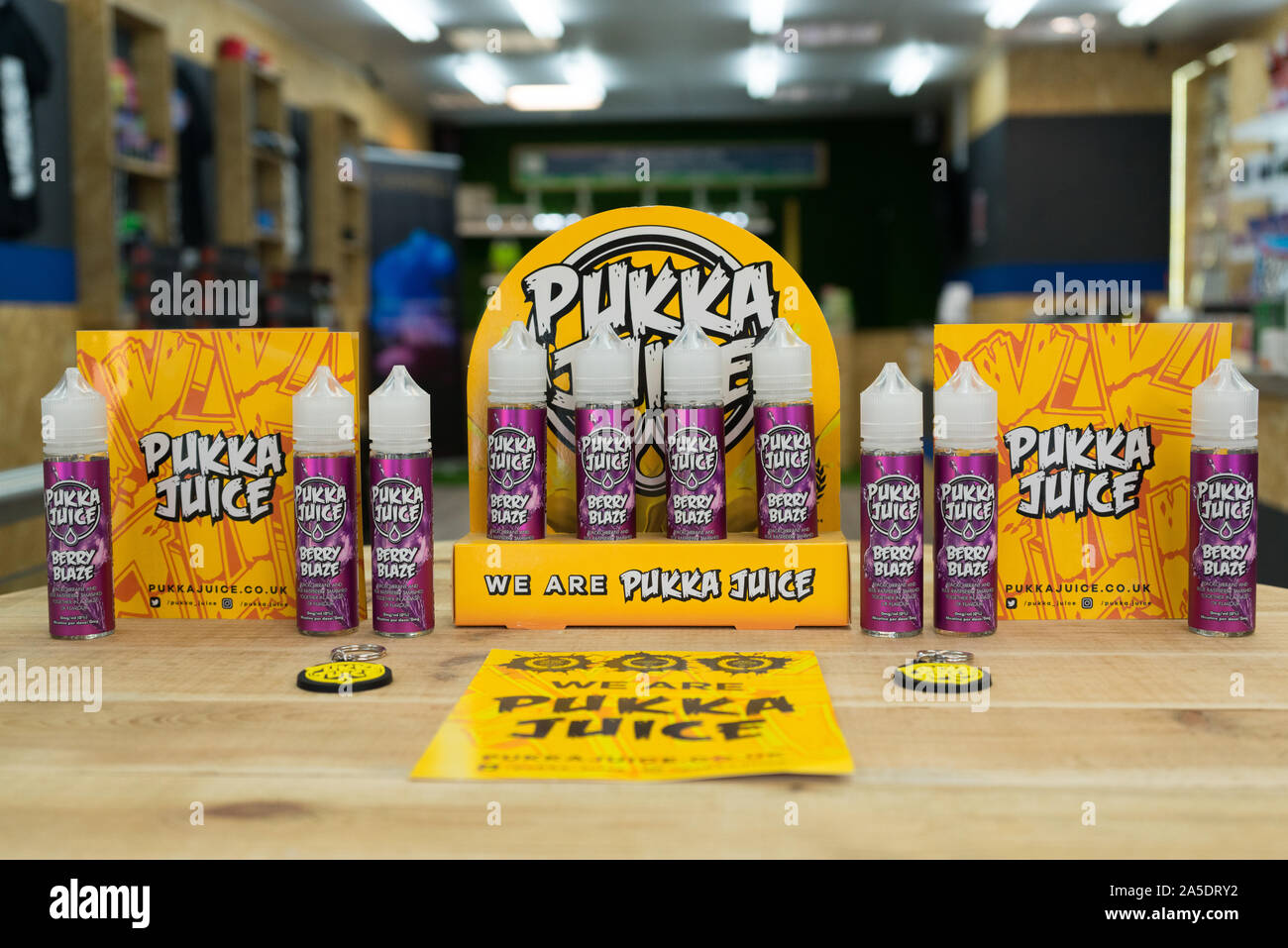 Short fill hi-res stock photography and images - Alamy