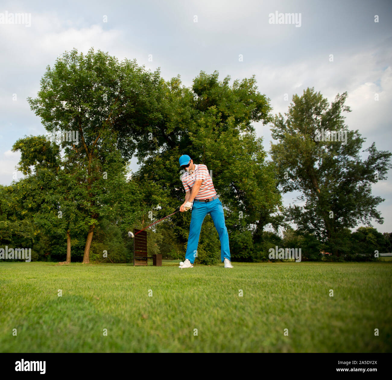 Male golfer golf club course hi-res stock photography and images - Alamy