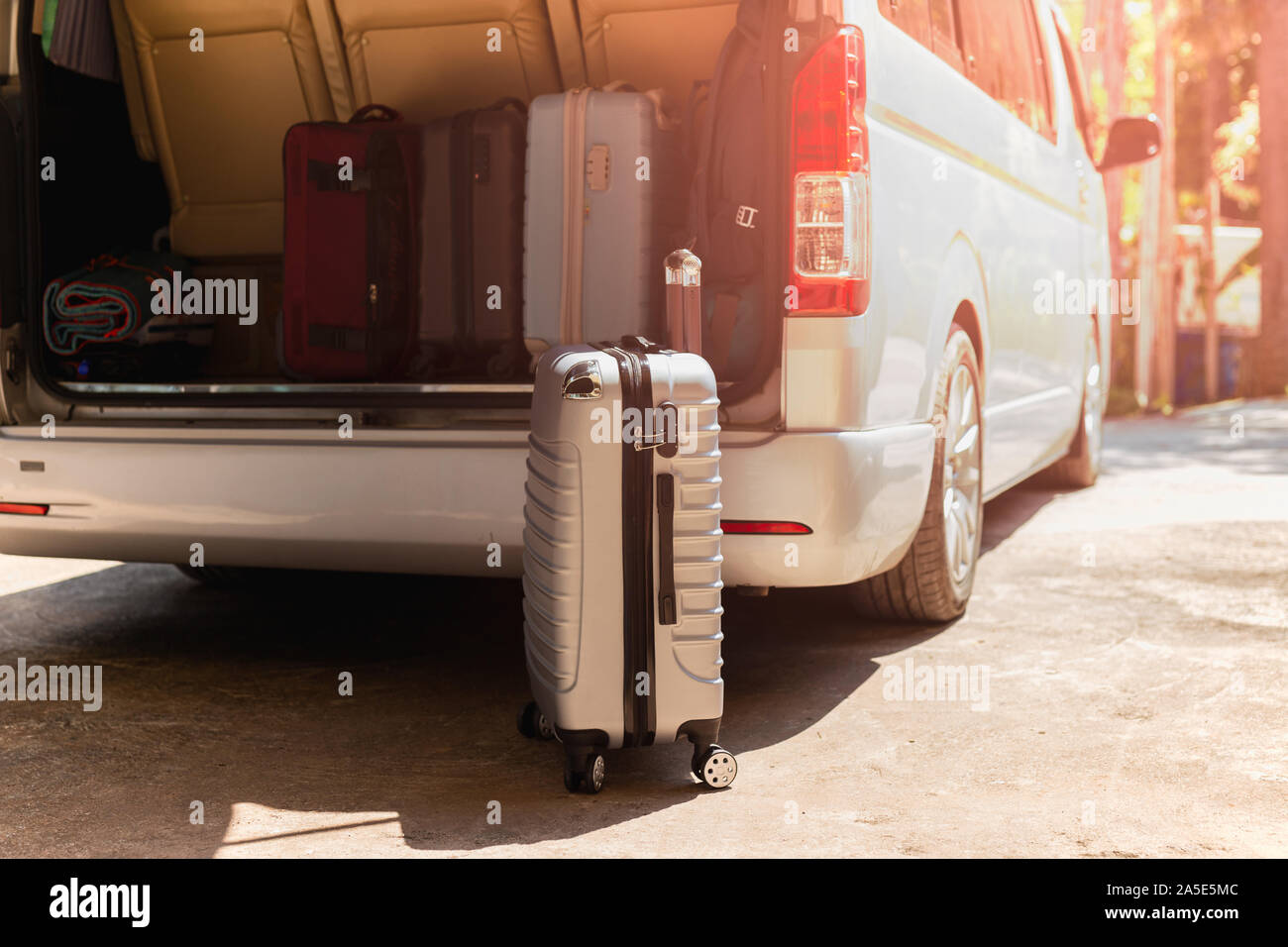 Carry on bus storage hi-res stock photography and images - Alamy