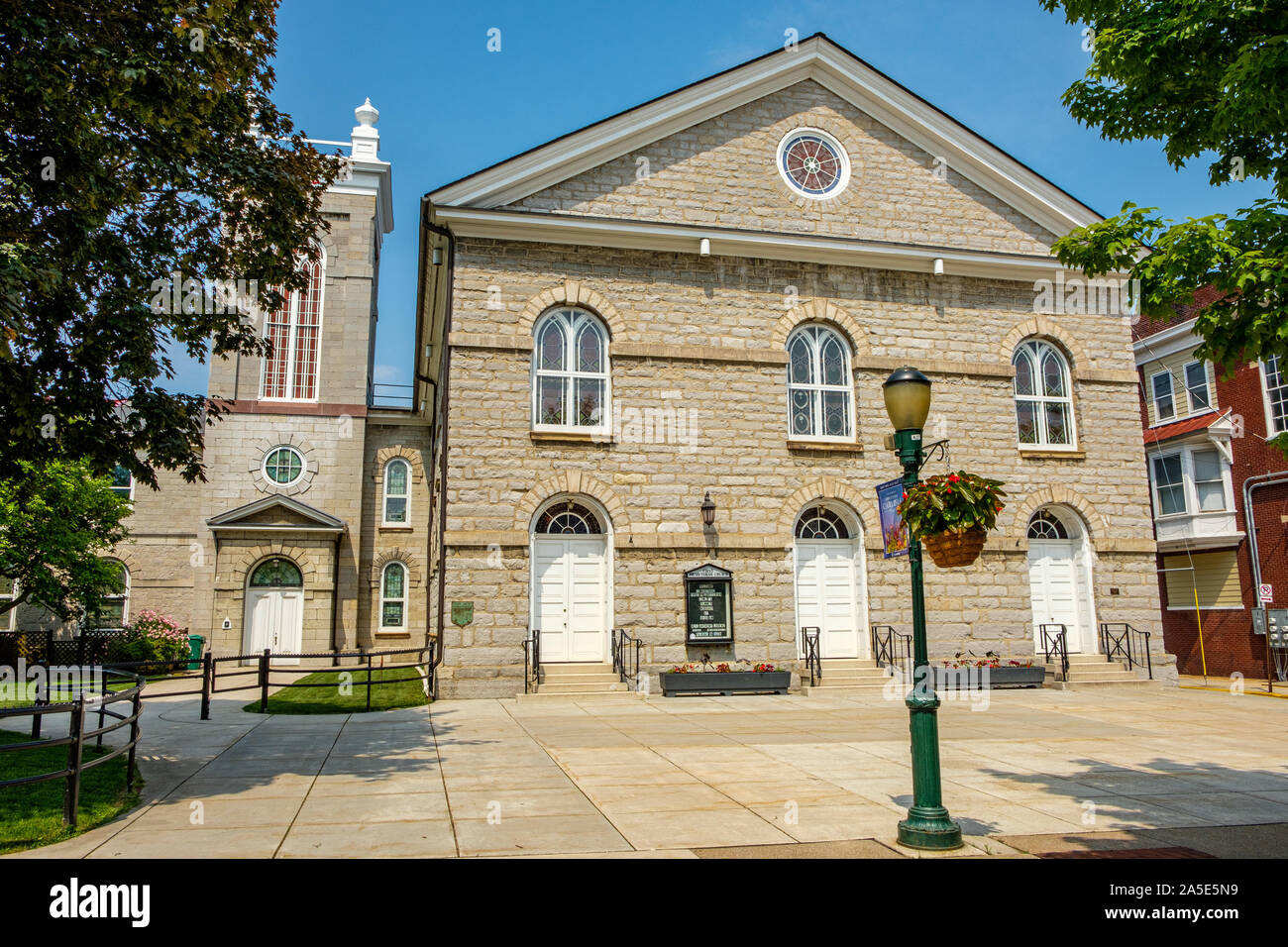 First Presbyterian Church, 2 North Hanover Street, Carlisle ...