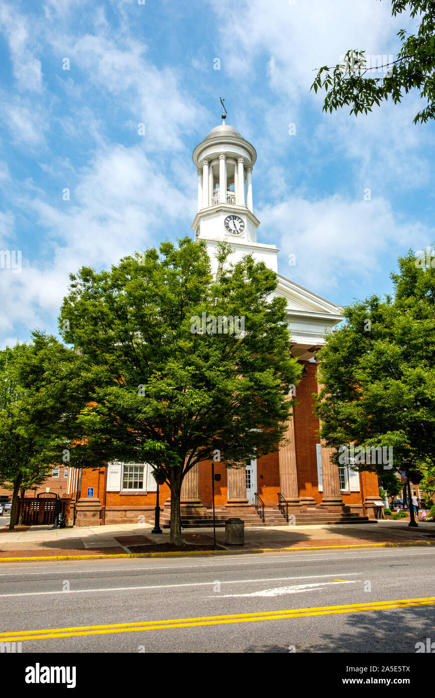Cumberland County Courthouse, Courthouse Square, Carlisle, Pennsylvania ...
