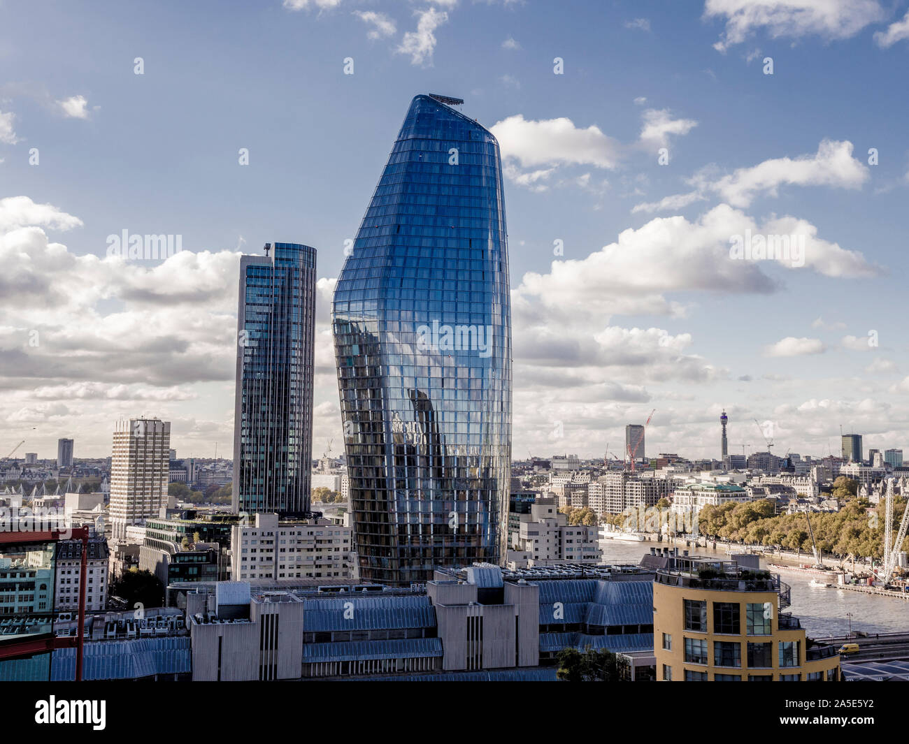 One Blackfriars building (also known as The Vase) and the Southbank ...