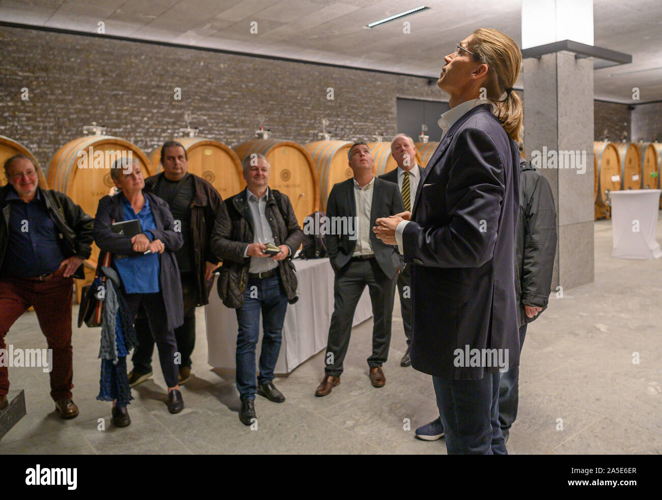 Roman brewery hi-res stock photography and images - Alamy