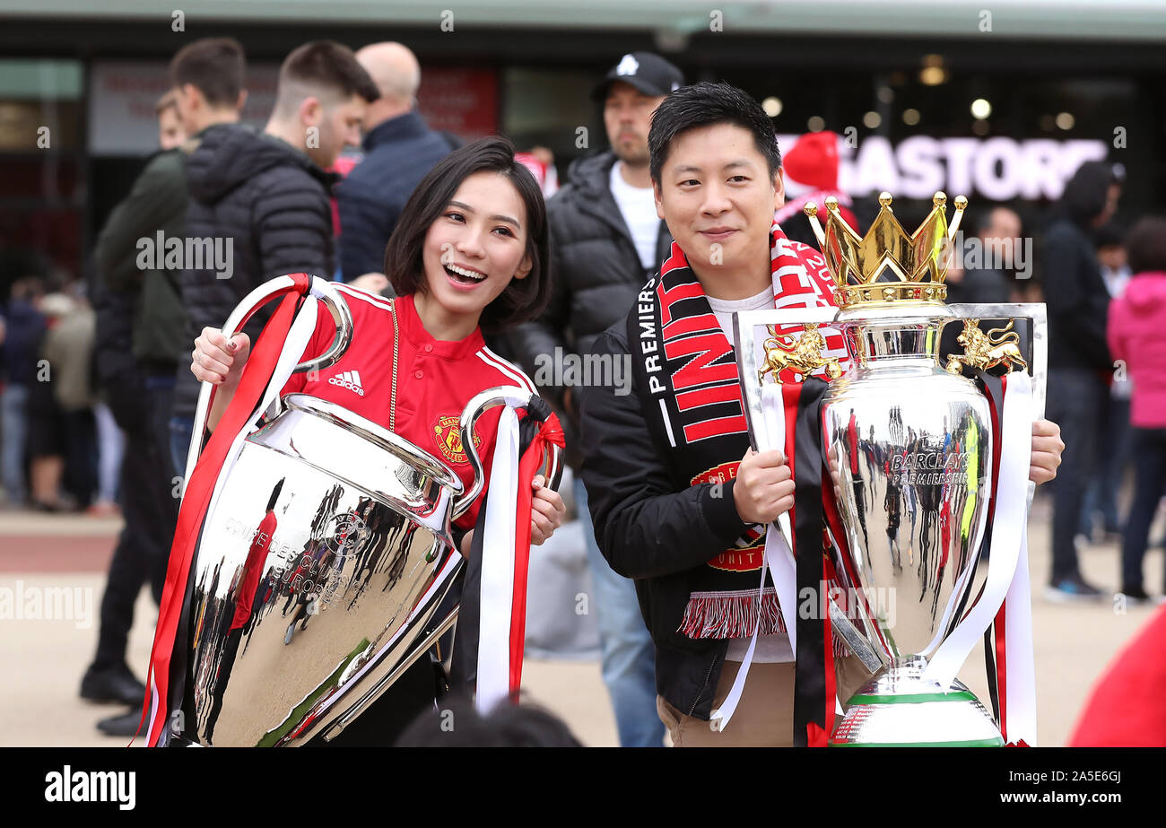 Treble trophies outside stadium hi-res stock photography and images - Alamy