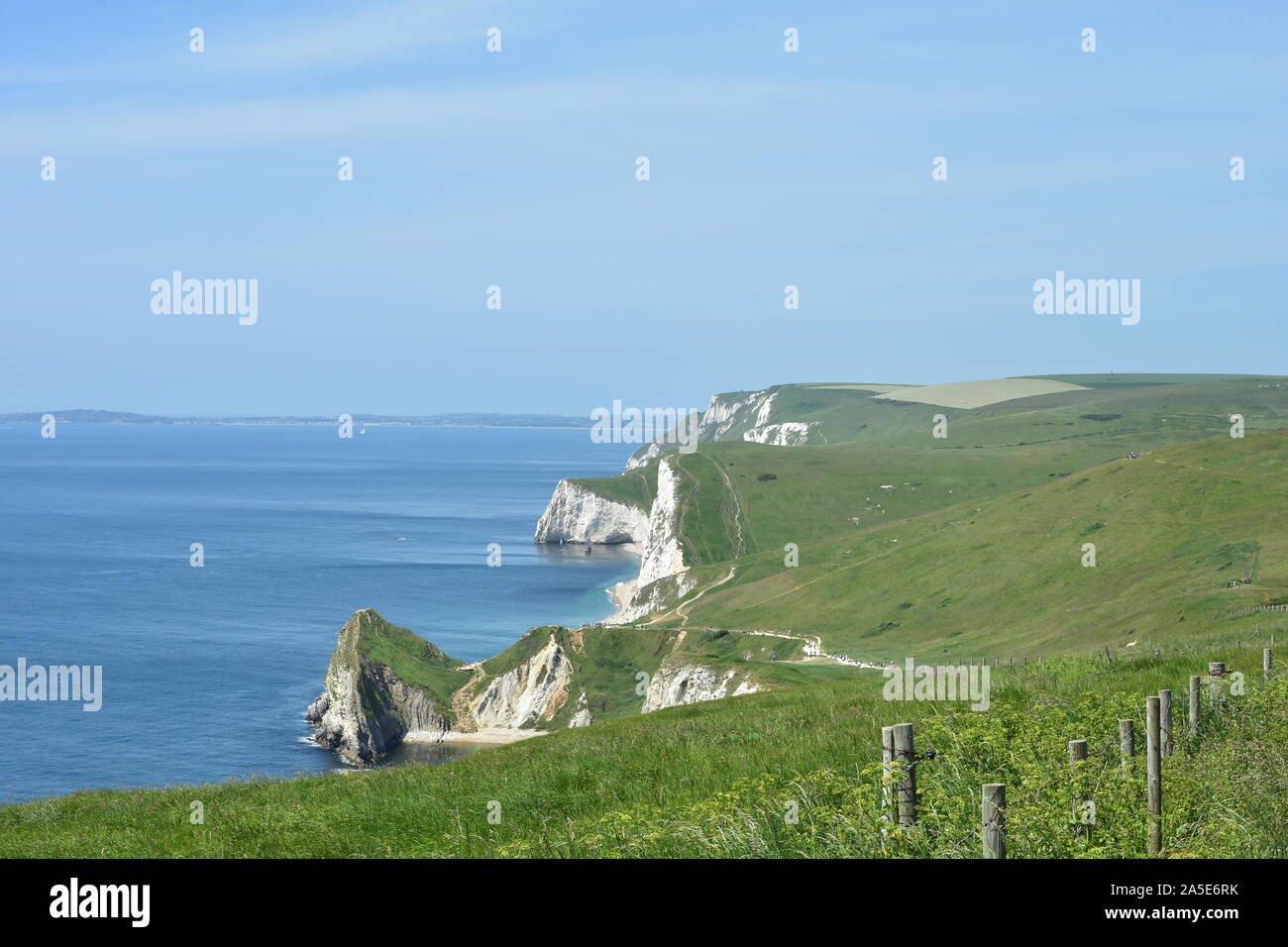 Chalk cliffs at Durdle Door, Dorset Stock Photo - Alamy