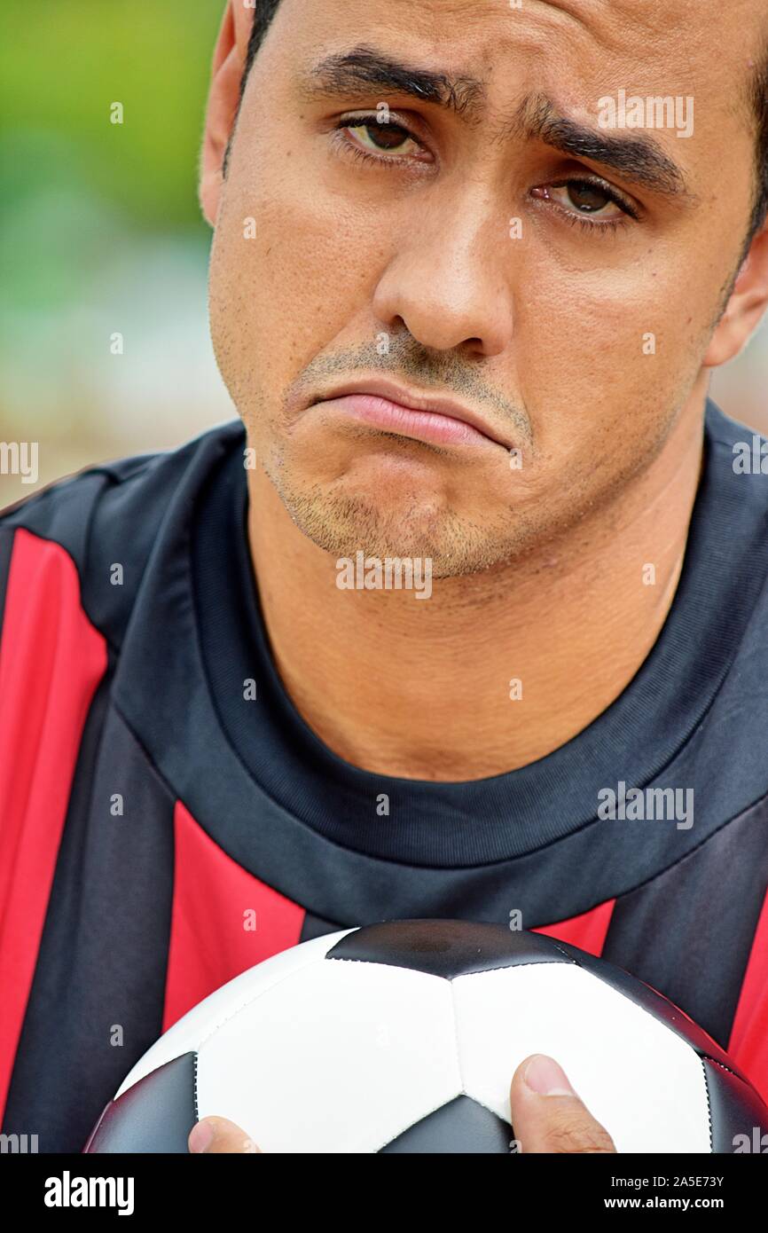 Soccer player hurt hi-res stock photography and images - Alamy