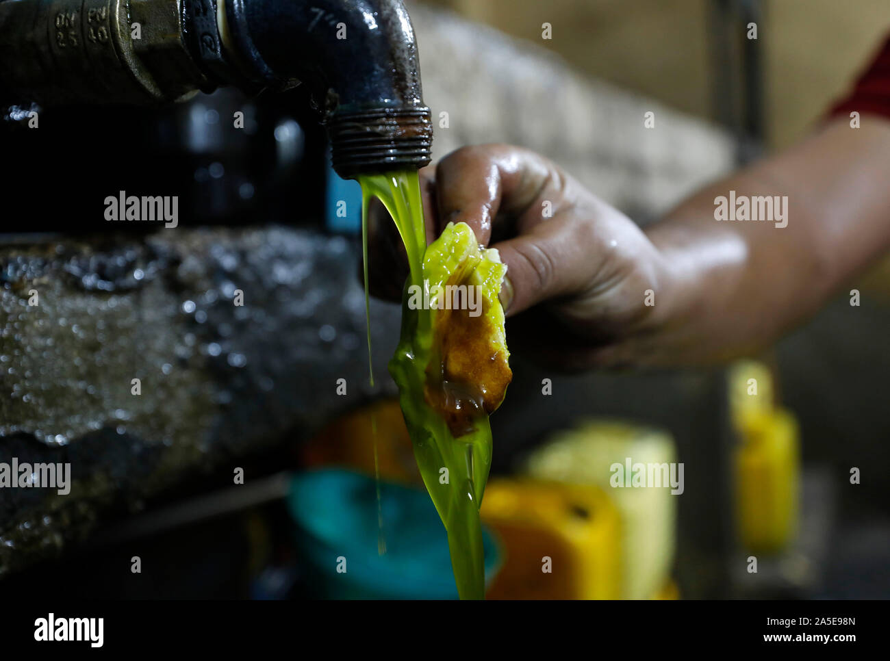 Burqa nablus hi-res stock photography and images - Alamy