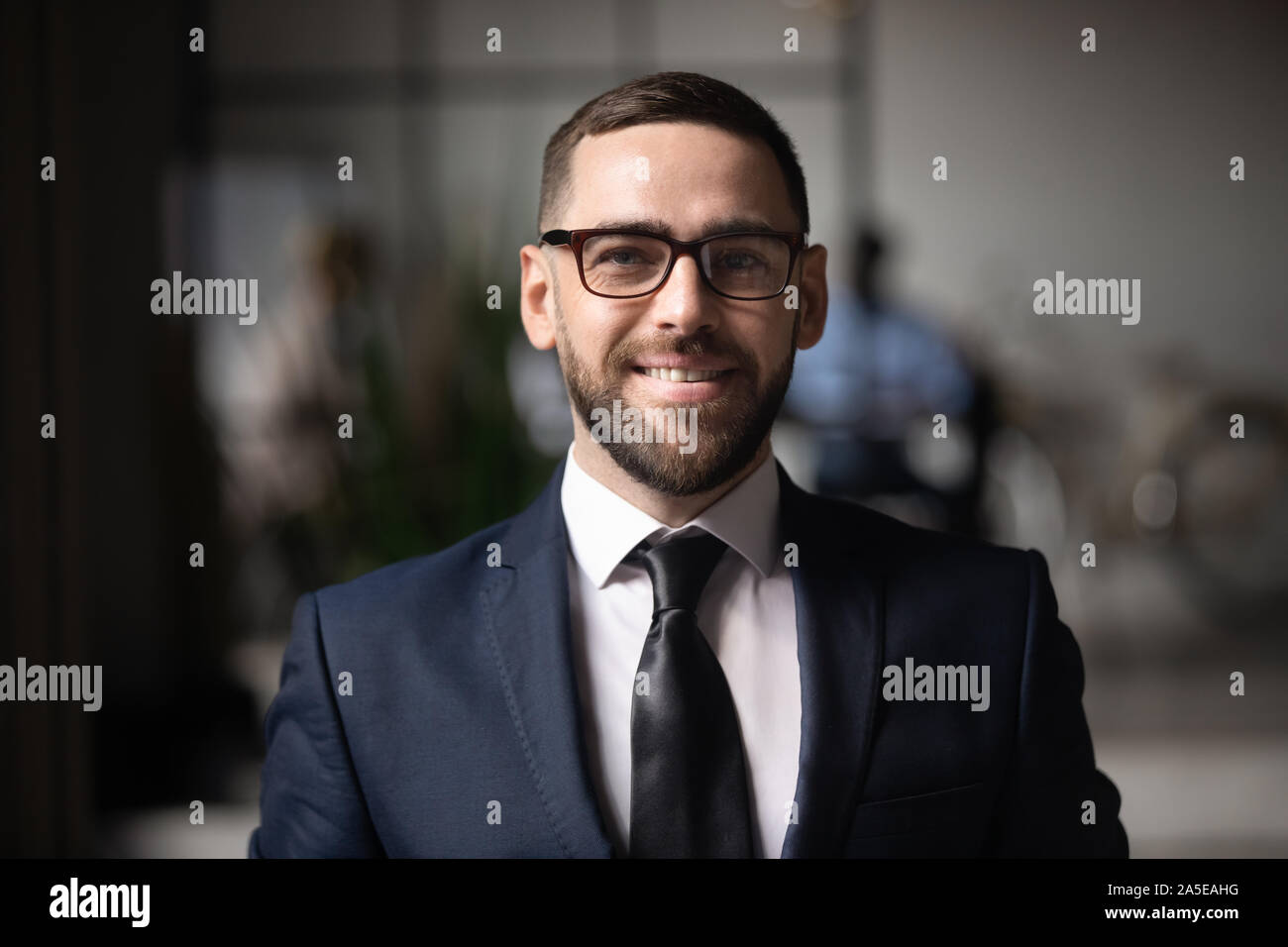 Business portrait hi-res stock photography and images - Alamy