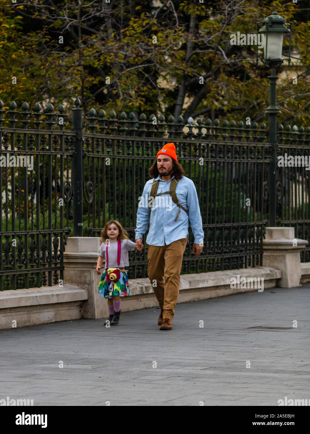 Father young daughter walking hi-res stock photography and images - Alamy