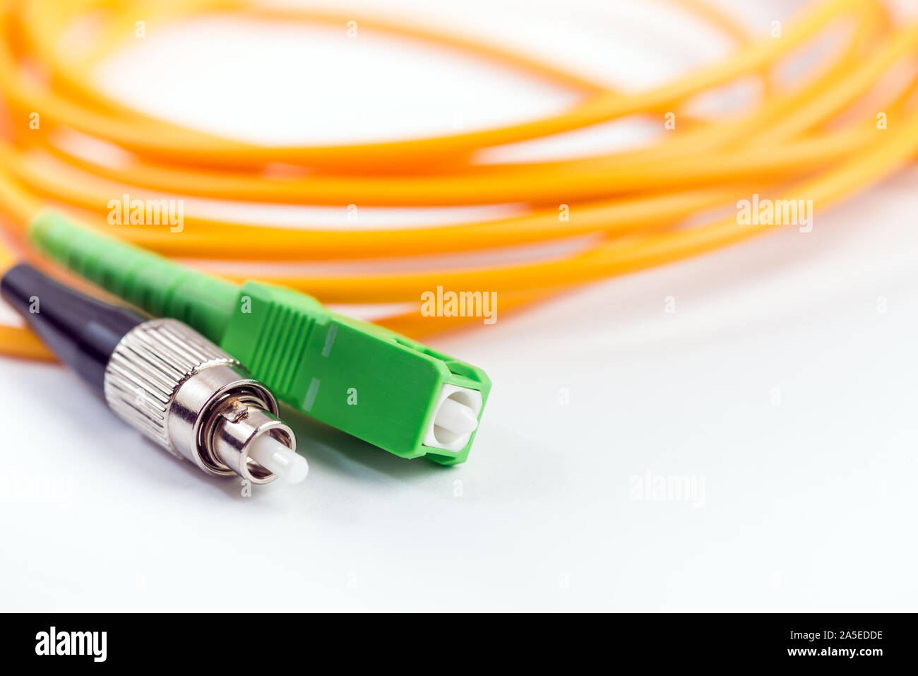 Fiber optic cable hi-res stock photography and images - Alamy