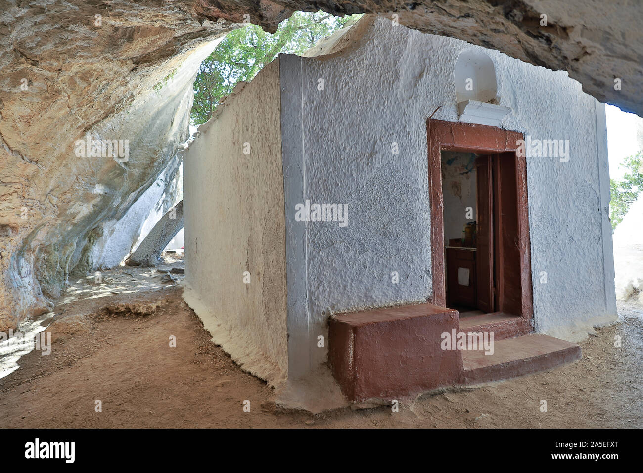 Cave of pythagoras hi-res stock photography and images - Alamy