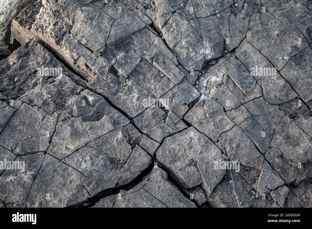 Fractured Rocks High Resolution Stock Photography and Images - Alamy