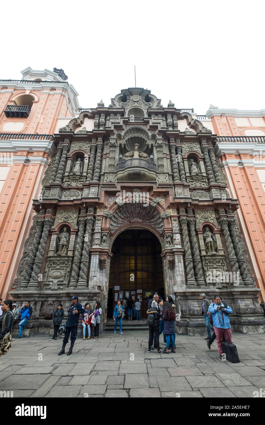 La iglesia de la merced, lima, perú hi-res stock photography and images ...