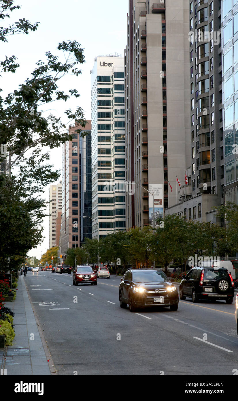 Uber Building Toronto Canada Stock Photo - Alamy