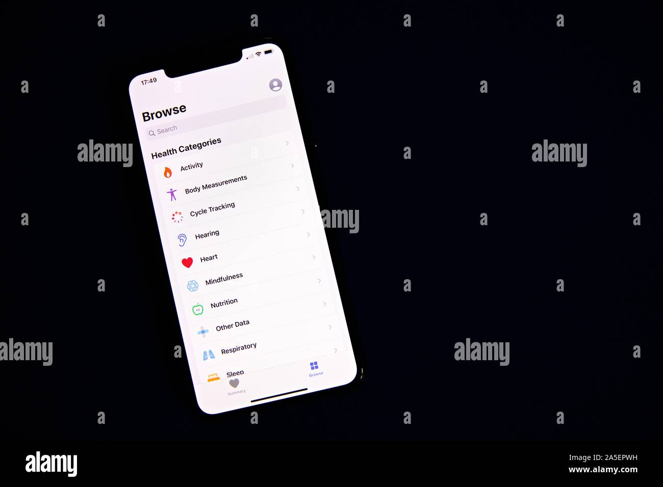 Iphone 12 apps hi-res stock photography and images - Alamy