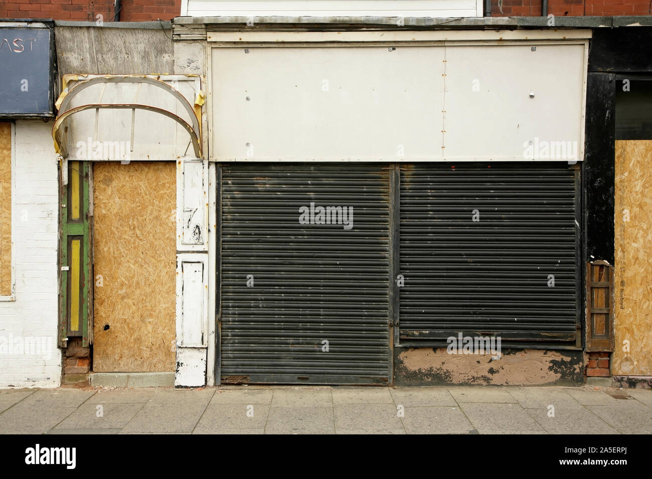 Closed and abandoned shop, Blackpool, UK Stock Photo - Alamy