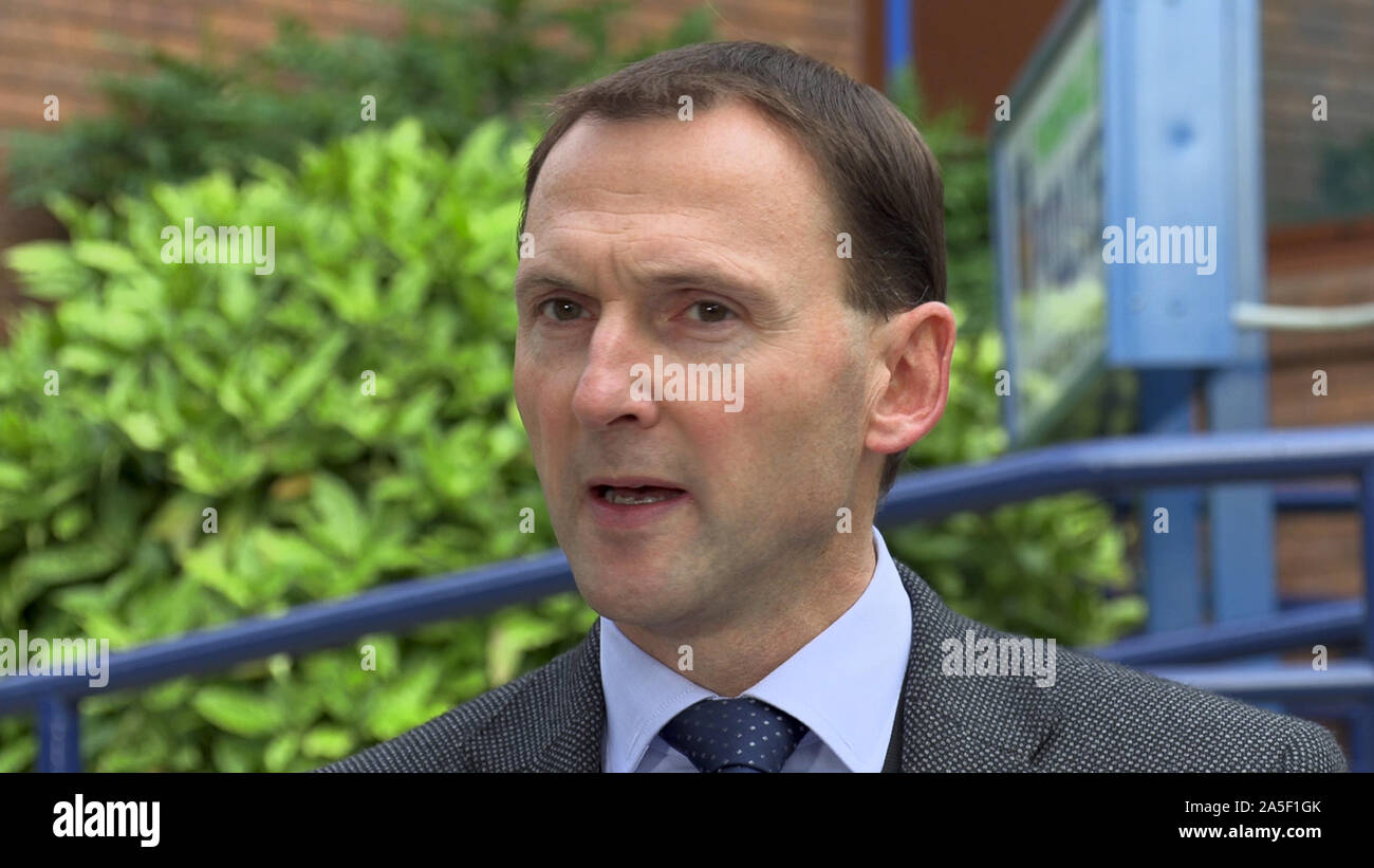 Detective Chief Superintendent Ian Hunter of Thames Valley Police ...