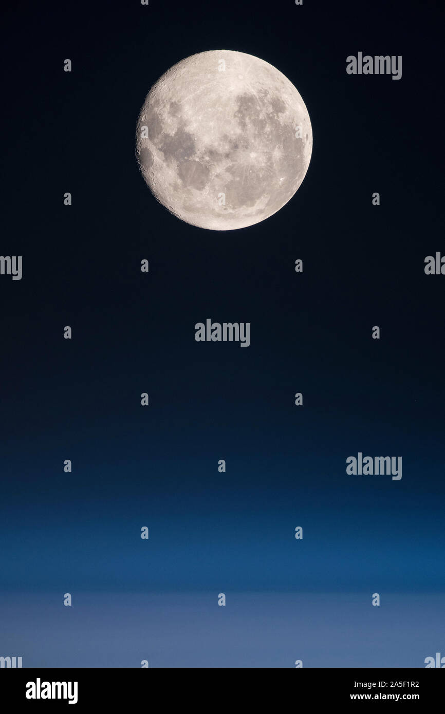 Iss from earth hi-res stock photography and images - Alamy