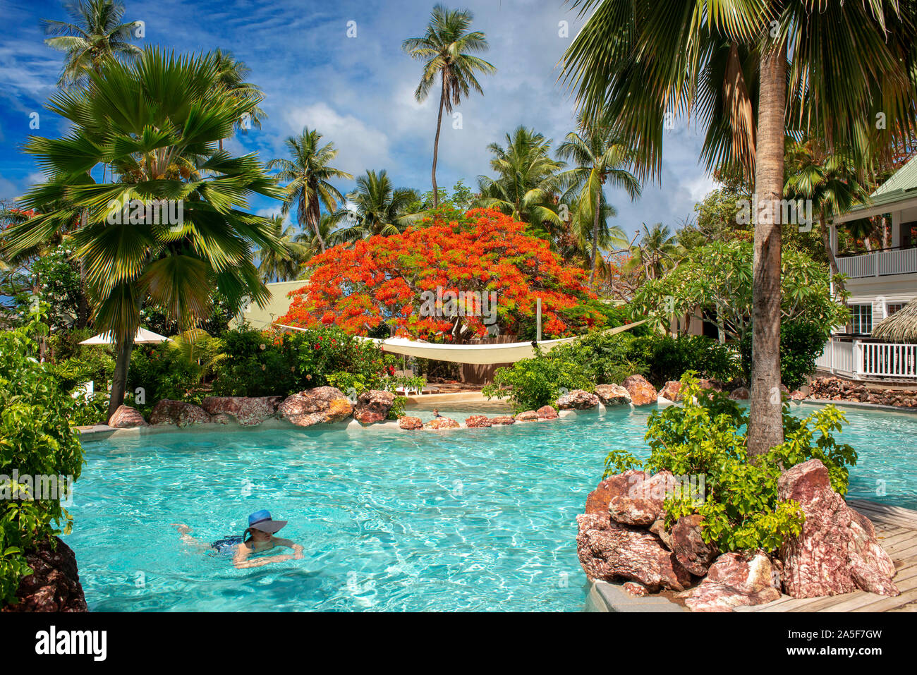 Pool at Malolo Island Resort and Likuliku Resort, Mamanucas island ...