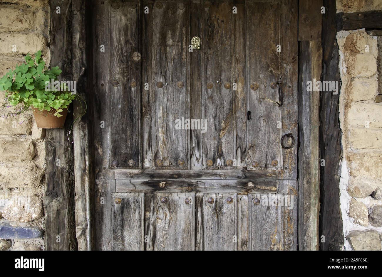 Old closed wooden window, construction and architecture Stock Photo - Alamy