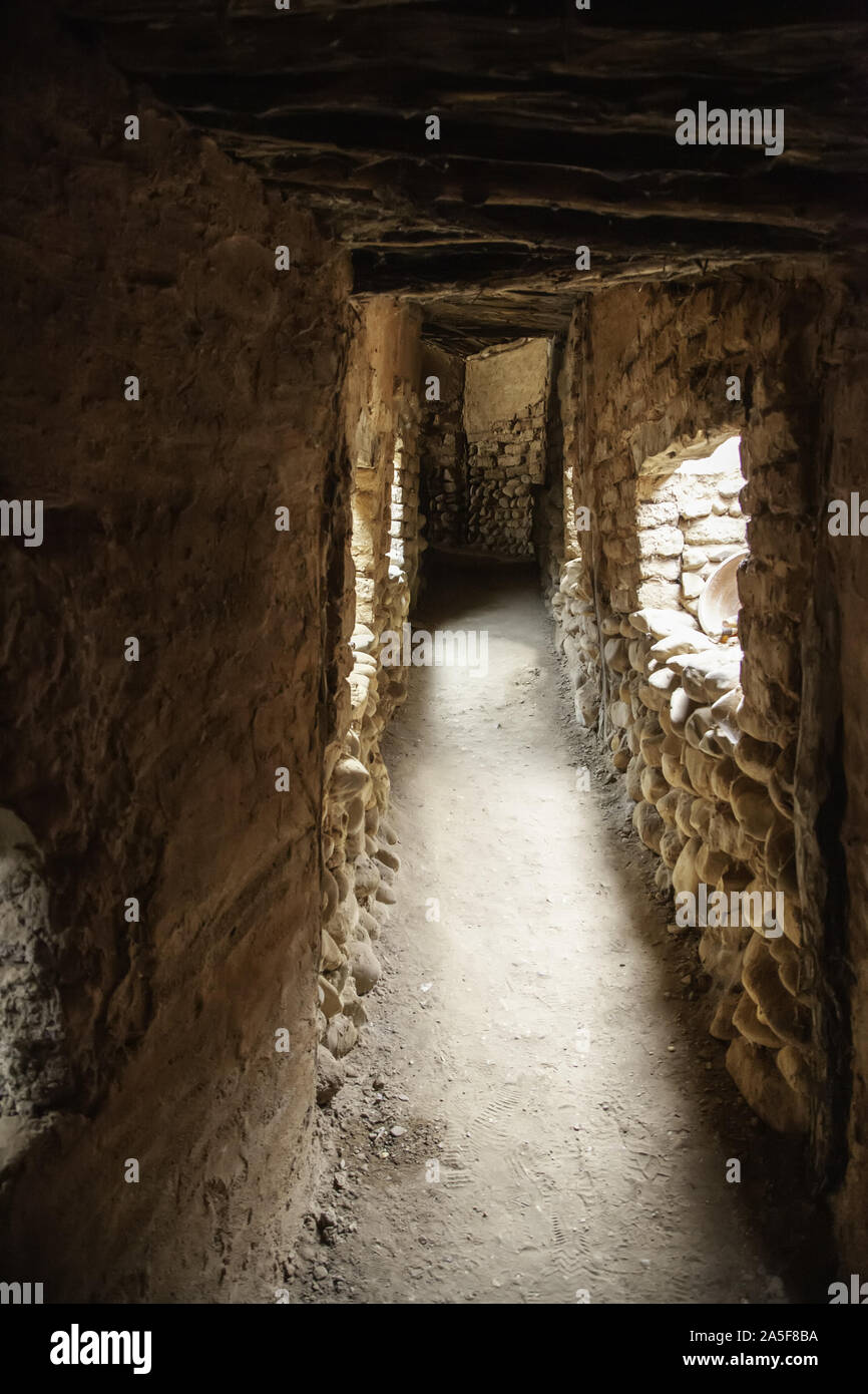 Interior of old cellar, underground cellar detail Stock Photo - Alamy
