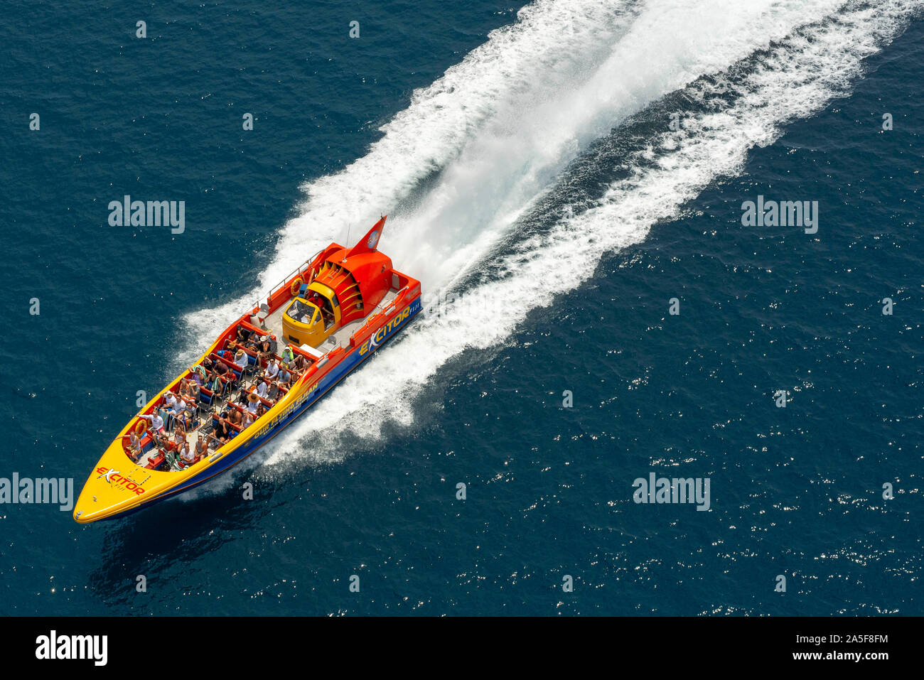 Fiji islands boat experience. Excitor is the fastest boat of its size ...