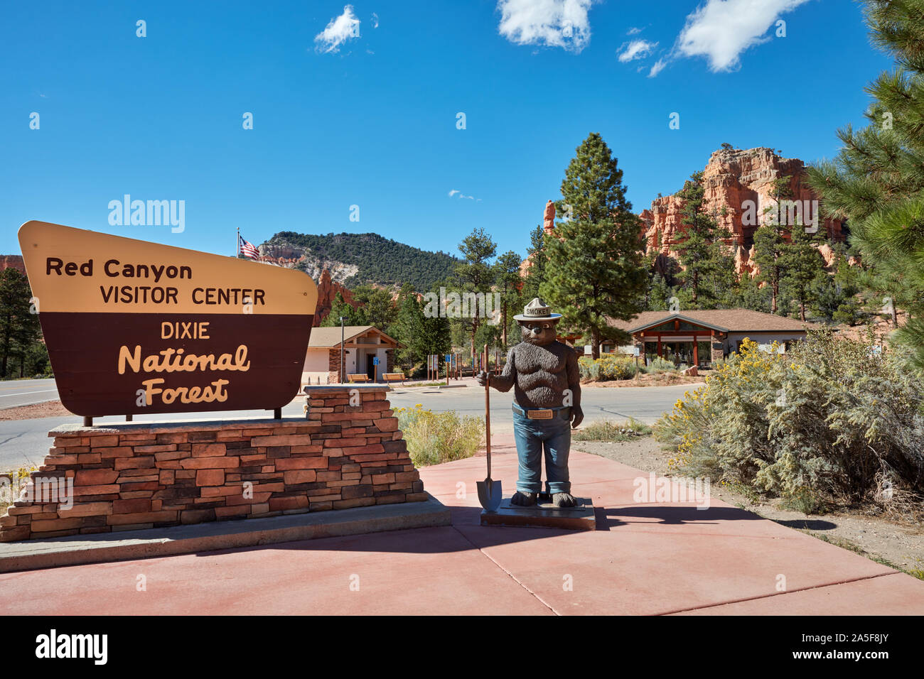 Statue of Smokey the Bear at Red Canyon Visitor Center, Utah Stock ...