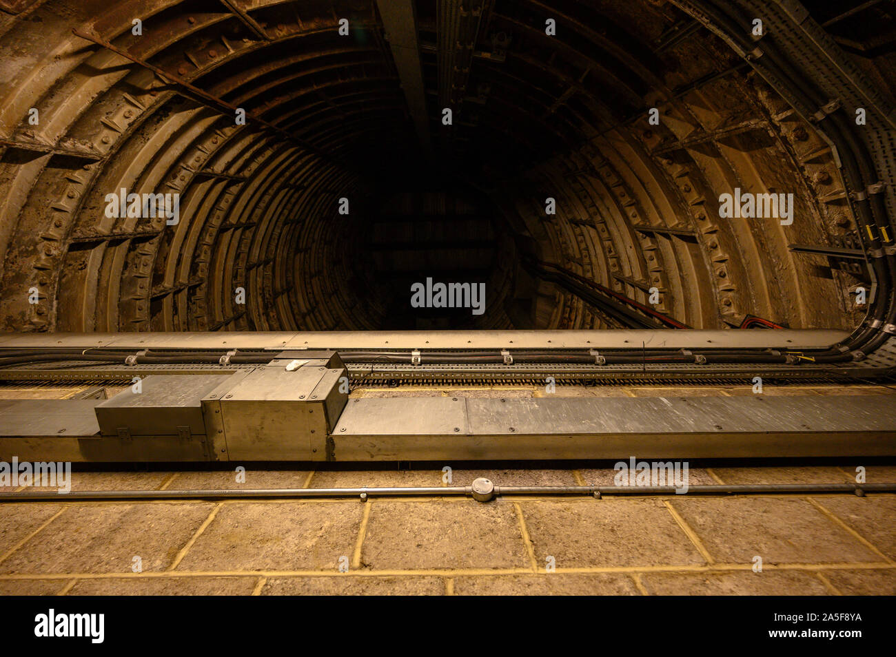 Tube tunnels hi-res stock photography and images - Alamy