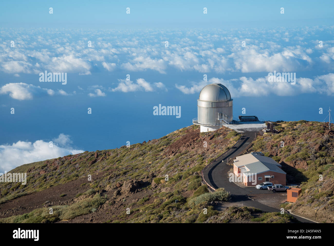 National astronomical observatories hi-res stock photography and images ...