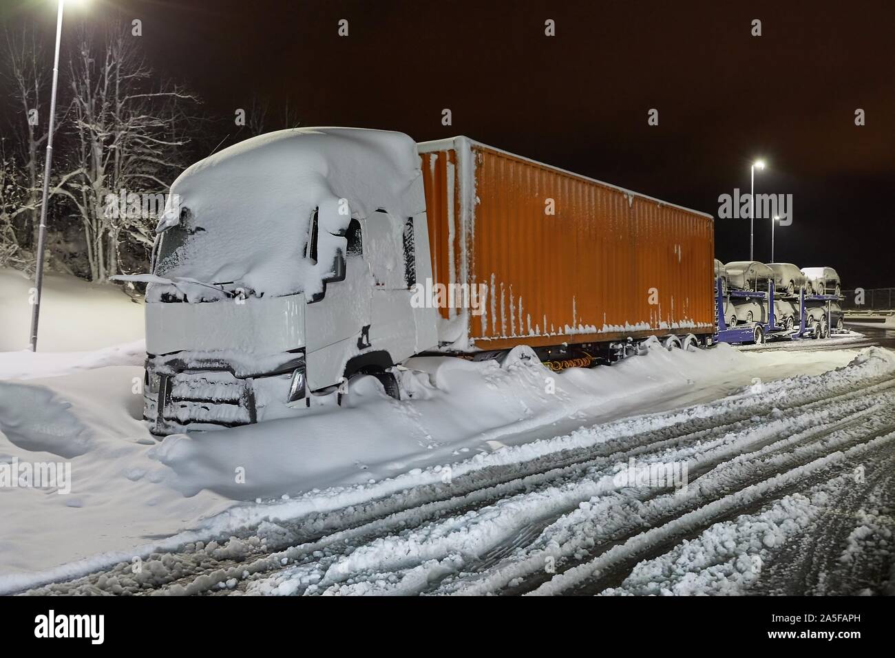 Cargo Truck In Snow Stock Photo - Alamy