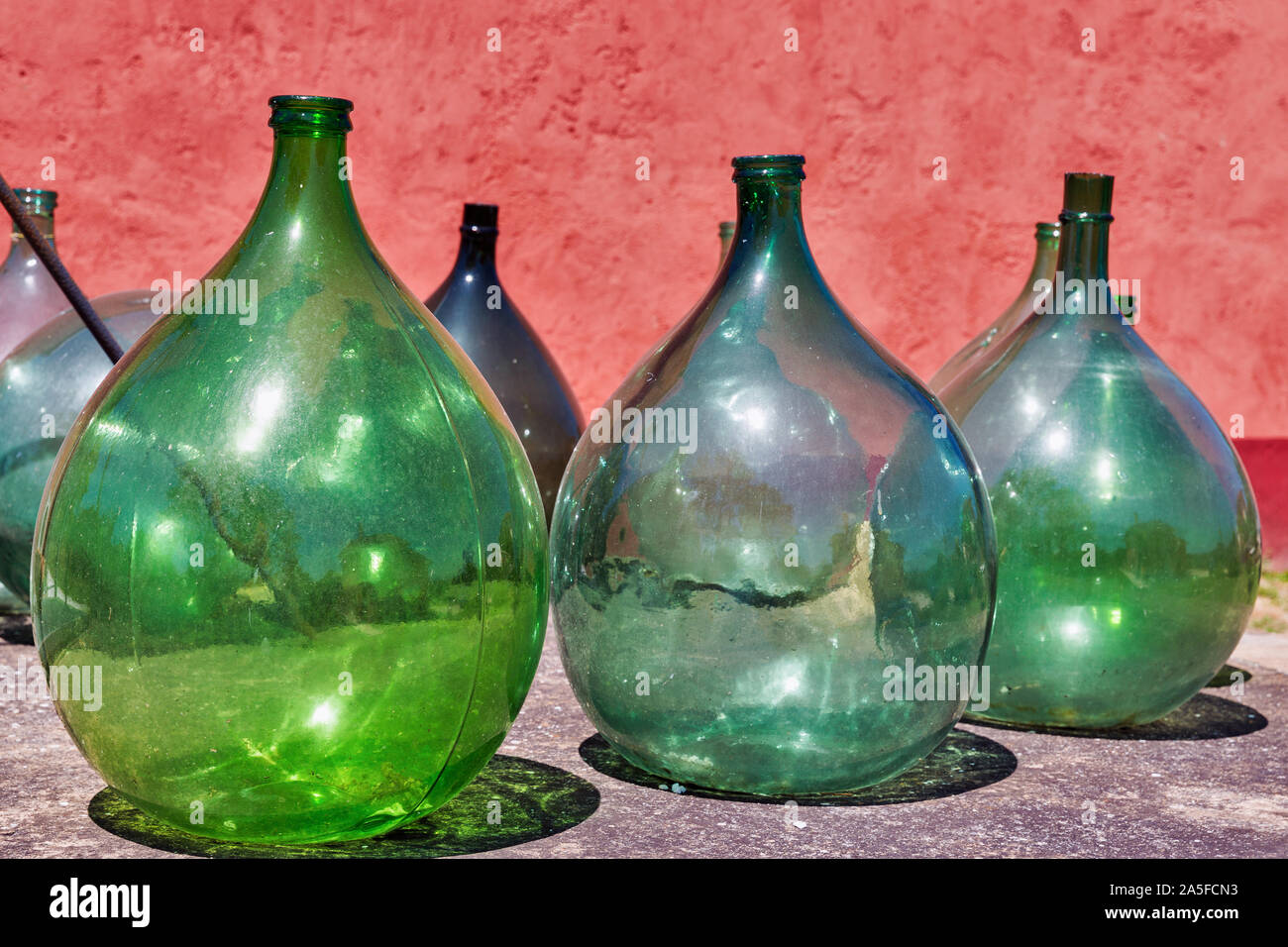 Empty of crops hi-res stock photography and images - Alamy