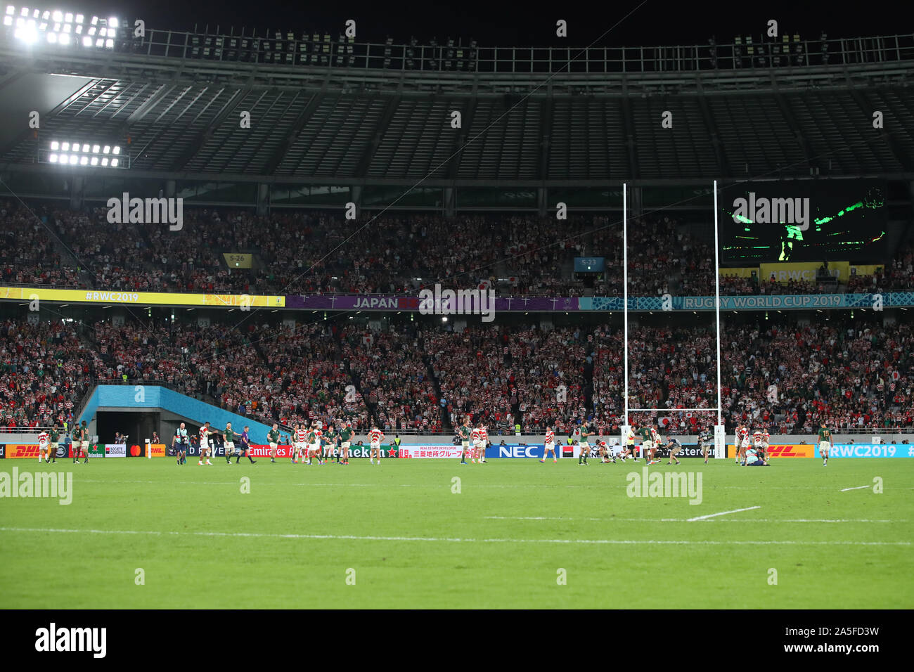 Tokyo, Japan. 20th Oct, 2019. Japan team group (JPN), South Africa team ...