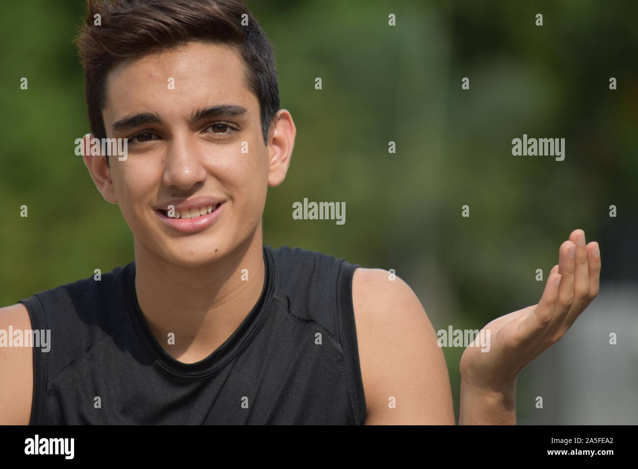 Confused boy hi-res stock photography and images - Alamy