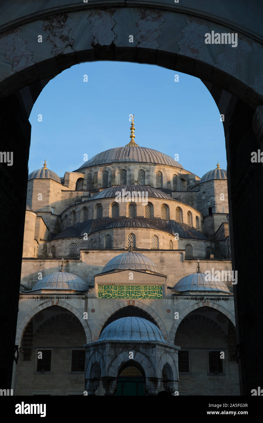 Blue mosque view Istanbul Stock Photo - Alamy