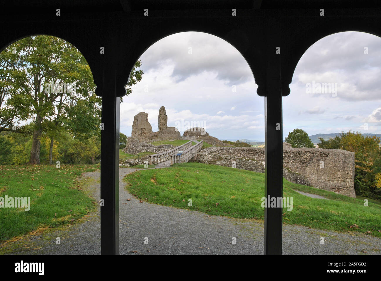 Montgomery castle hi-res stock photography and images - Alamy