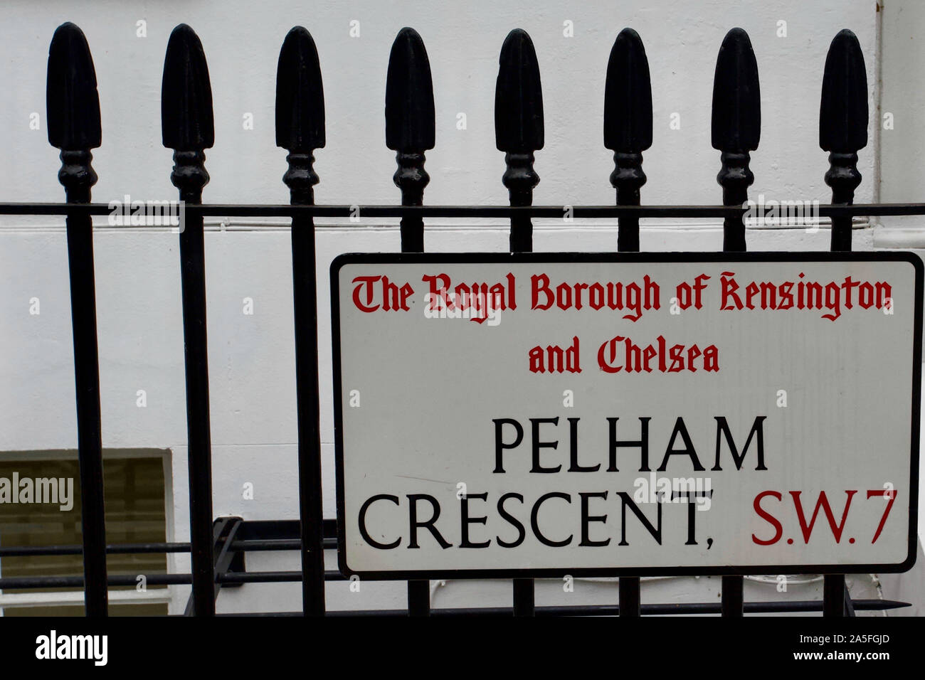Royal crescent sign hi-res stock photography and images - Alamy