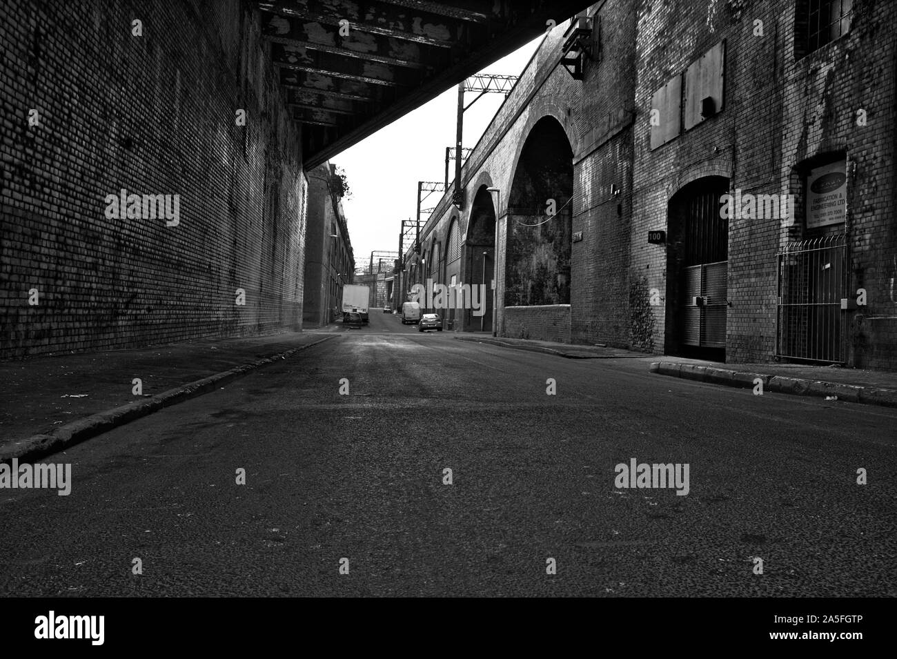 Piccadilly st Black and White Stock Photos & Images - Alamy