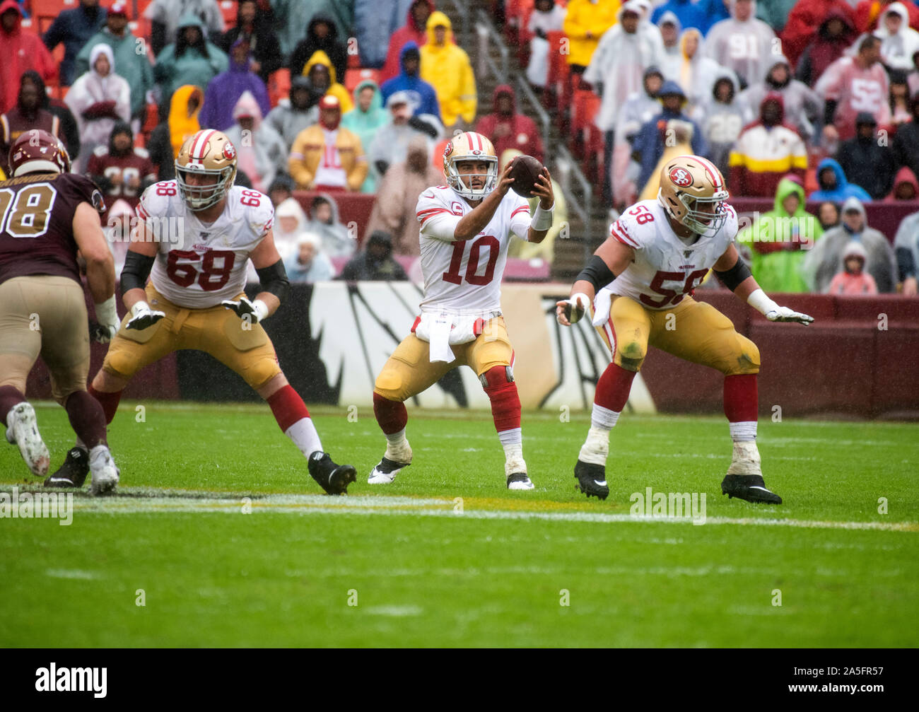 San francisco 49ers offensive guard hi-res stock photography and images ...