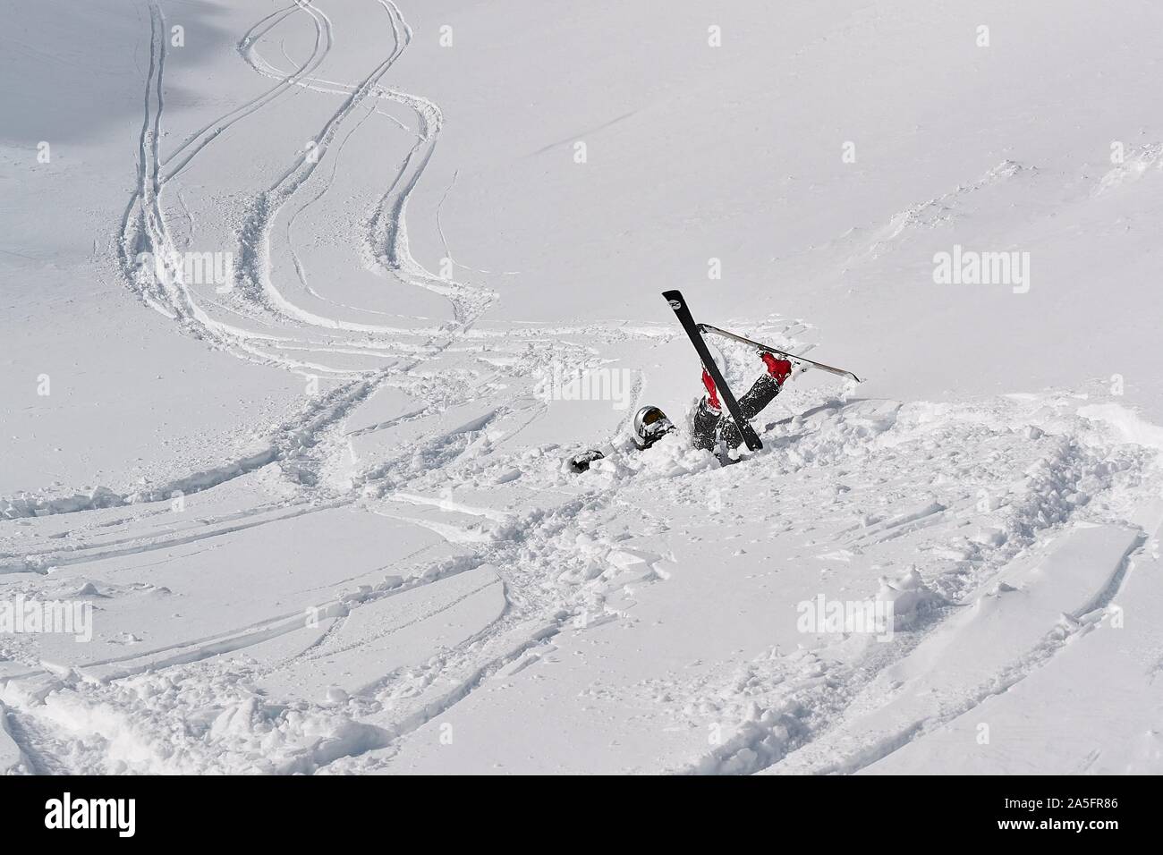 Free fall slide hi-res stock photography and images - Alamy