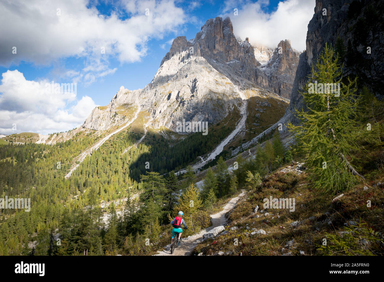 Extreme cycling hi-res stock photography and images - Alamy