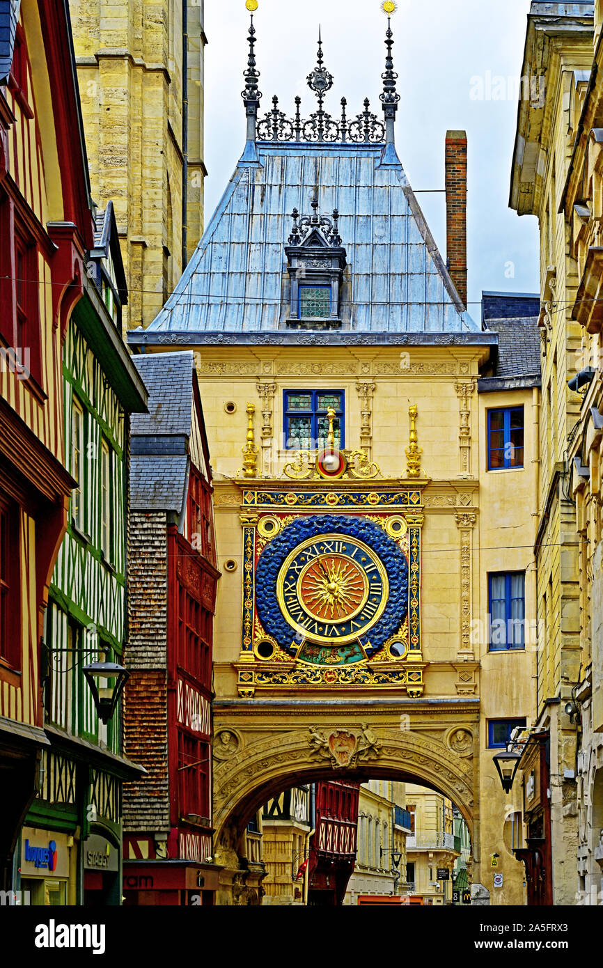 Pulpit clock hi-res stock photography and images - Alamy