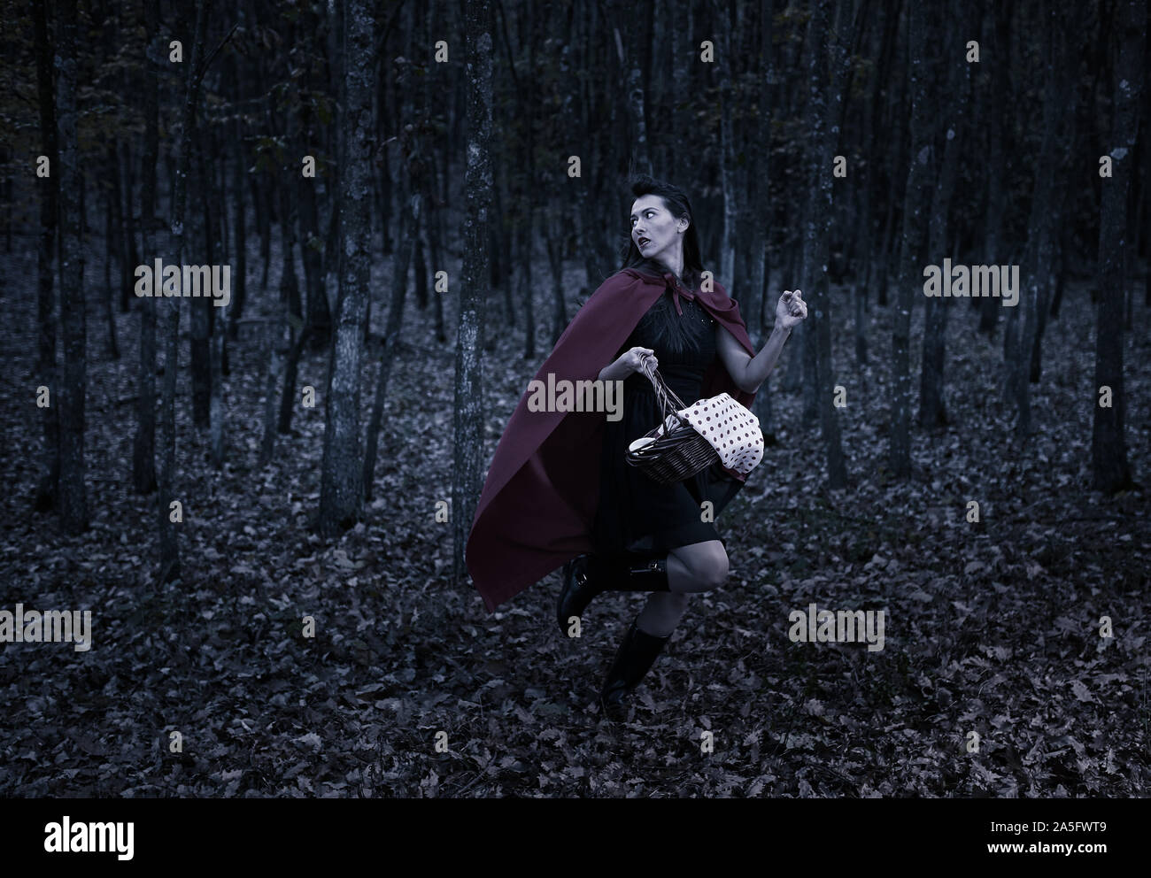Woman running scared outdoor hi-res stock photography and images - Alamy