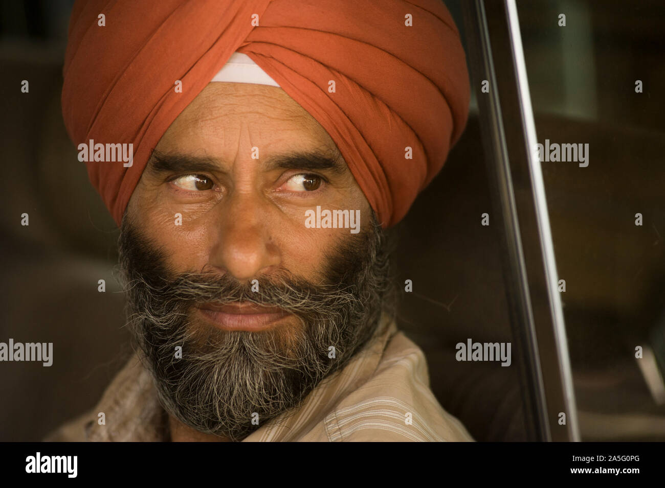 Turban car hi-res stock photography and images - Alamy