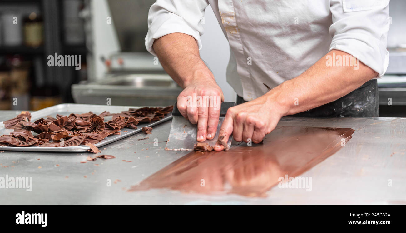 Process making chocolate chocolates hi-res stock photography and images ...